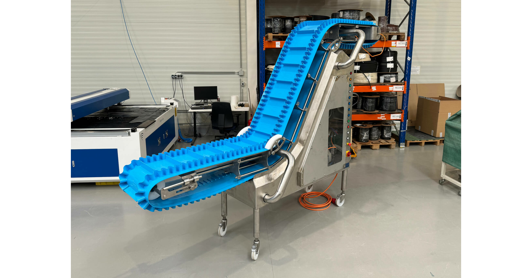 SELF-CLEANING CONVEYOR SOLUTIONS
